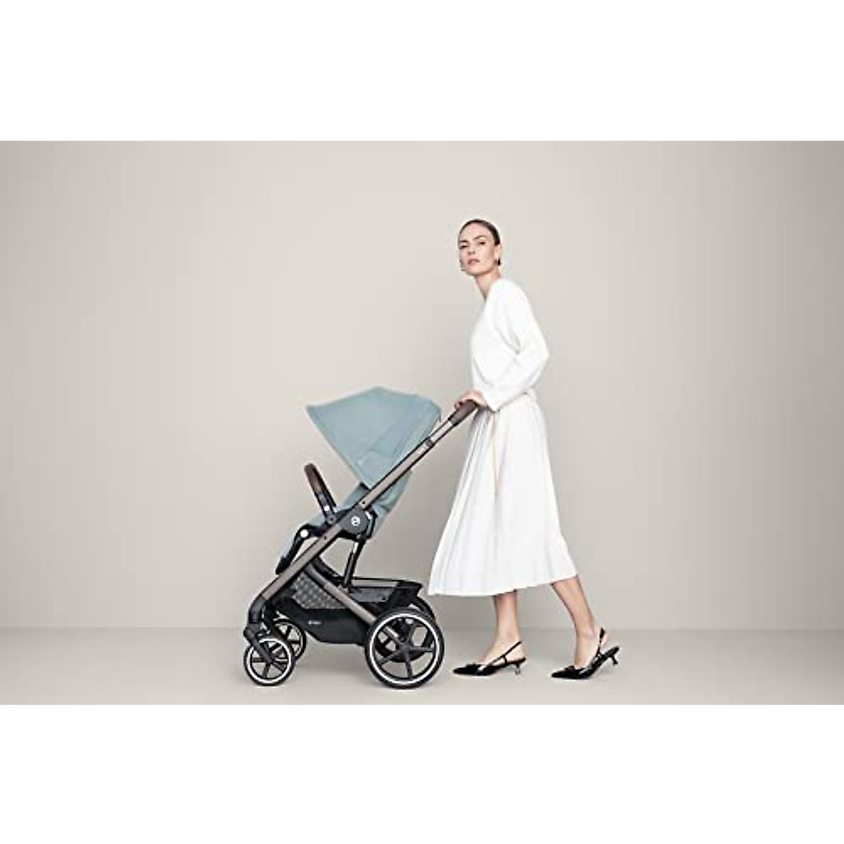 Cybex Balios S Lux Toddler and Baby Stroller with Reversible Seat, Unique One-Pull Harness, and Multiple Recline - Travel System Ready, with One Hand Fold, Silver Frame/Moon Black Seat