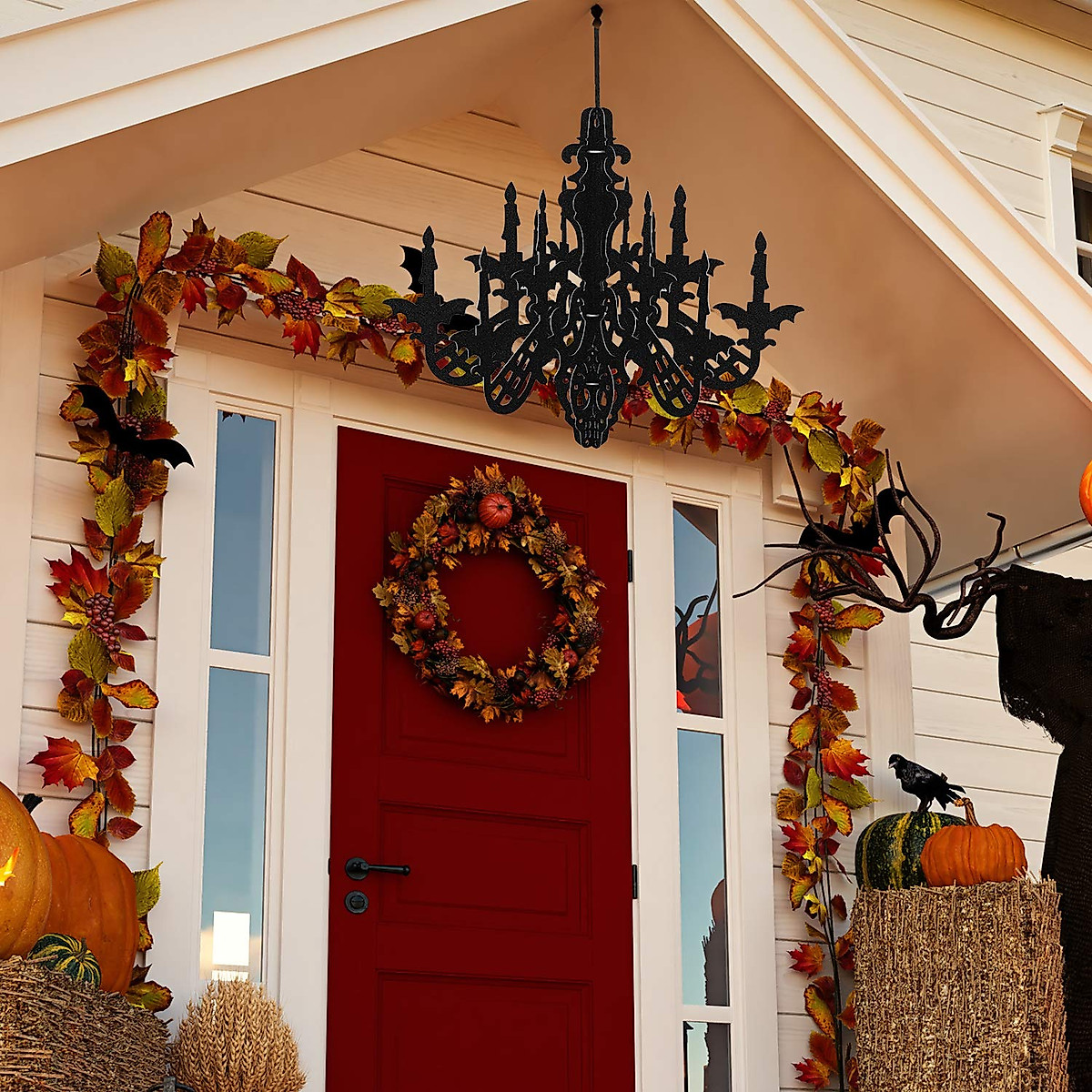 TUPARKA 2 Set Halloween Chandelier Decoration Halloween Haunted House Decoration Ceiling Hanging Decoration, Black