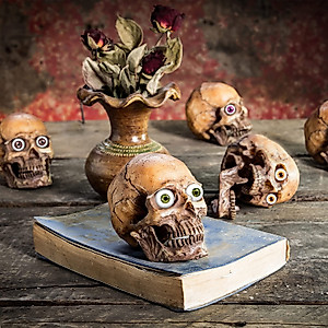 60 Pieces Halloween Eyeballs Props Plastic Scary Fake Eyeballs Party Decoration Eyeballs Halloween Decorative Eyes Horror Props with Clear Storage Box for Halloween Trick Party or Decor, 10 Colors