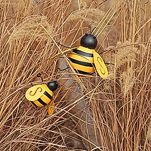 MorTime 4 Pack Metal Bee Wall Art Sculptures Garden Decorations, Hanging Bee Wall Decor Indoor Outdoor Garden Yard Lawn Decor