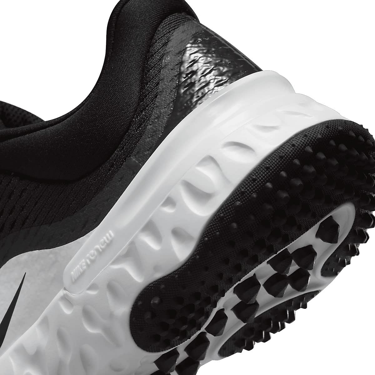 Nike Women's Alpha Huarache Elite 4 Fastpitch Turf Shoes Black | White Size 7 Medium