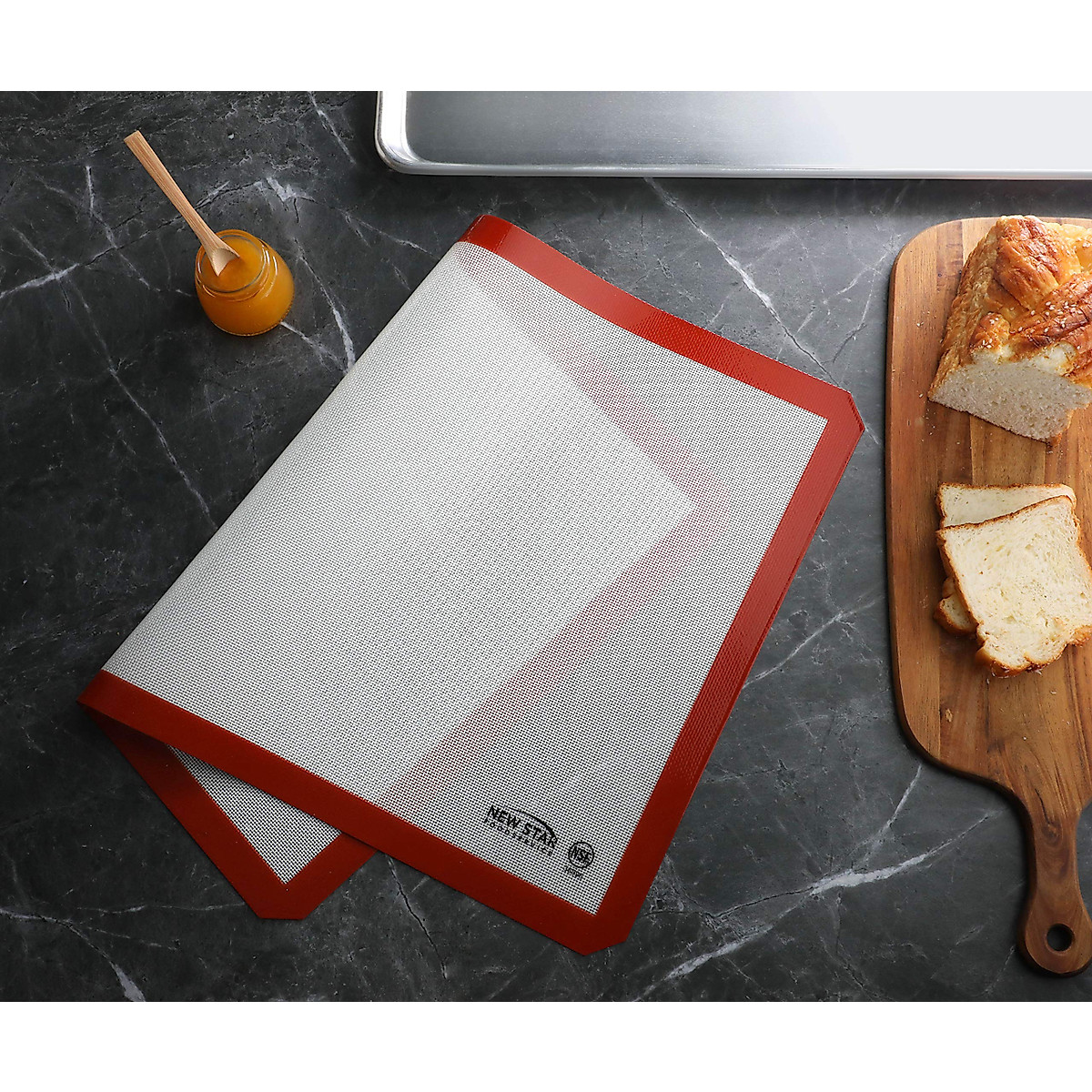 New Star Foodservice 36596 Commercial Grade Silicone Baking Mat Non-Stick Pan Liner, 17 x 25 inch (Full Size)