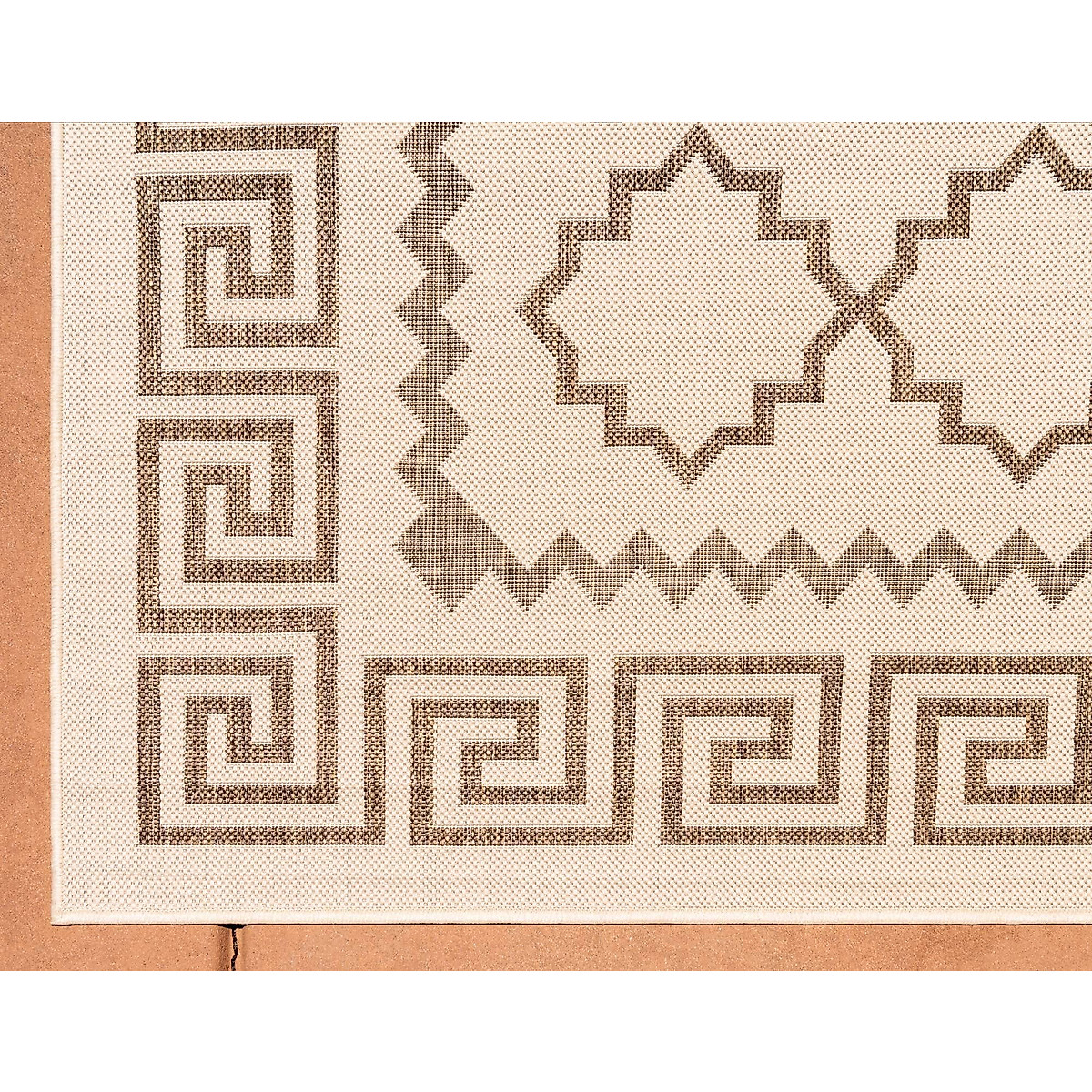 Unique Loom Outdoor Trellis Collection Area Rug - Stars (6' 1" x 9' Rectangle, Beige/ Brown)
