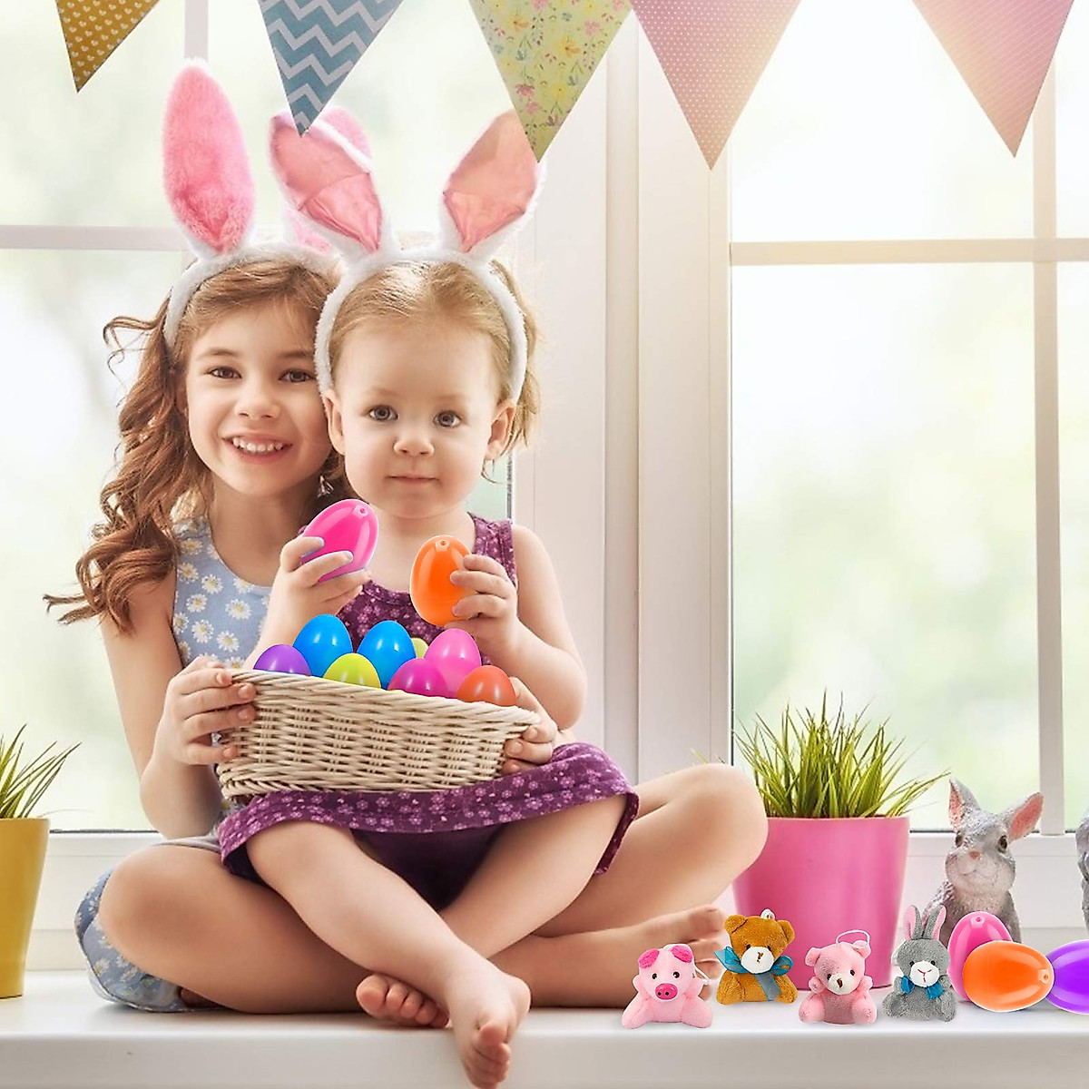 Evoio 16 Pack Easter Eggs with Plush Animals, Easter Eggs Filled with Mini Stuffed Animal Plush Toys for Kids, Toddler, Easter Egg Hunts, Basket Stuffers, Easter Party Favor Classroom Prize