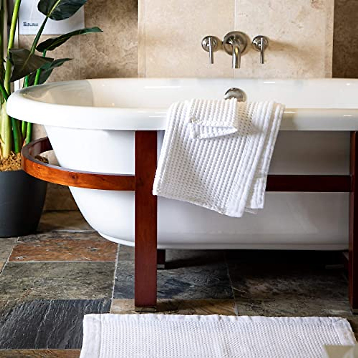 GILDEN TREE Bathroom Mat Absorbent Cotton Quick Dry for Shower, Bath & Bathtub Washable Thin (1, White)