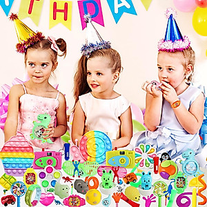 600 Pack Party Favors for Kids 8-12, Fidget Toys Set Sensory Toys Anxiety for Kids and Adults Autism Birthday Gift Classroom Prizes Treasure Box Goodie Bag Stuffers Halloween Christmas Stocking