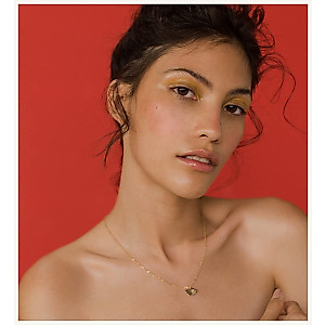 LUUK LIFESTYLE Necklace for women with ginkgo leaf pendant and HAPPINESS gift card, modern and minimalist fashion accessory, jewelry for everyday wear, good luck charm, zen yoga gift, gold