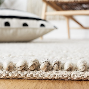 SAFAVIEH Natura Collection Area Rug - 5' x 8', Grey & Ivory, Handmade Wool, Ideal for High Traffic Areas in Living Room, Bedroom (NAT425F)