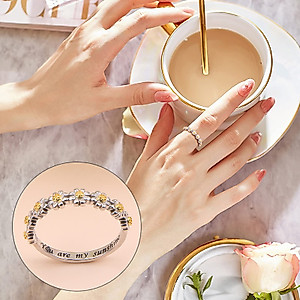 Ladytree Sterling Silver You Are My Sunshine Daisy Ring for Women Mom Daughter Mothers Day Flower Jewelry Size 7