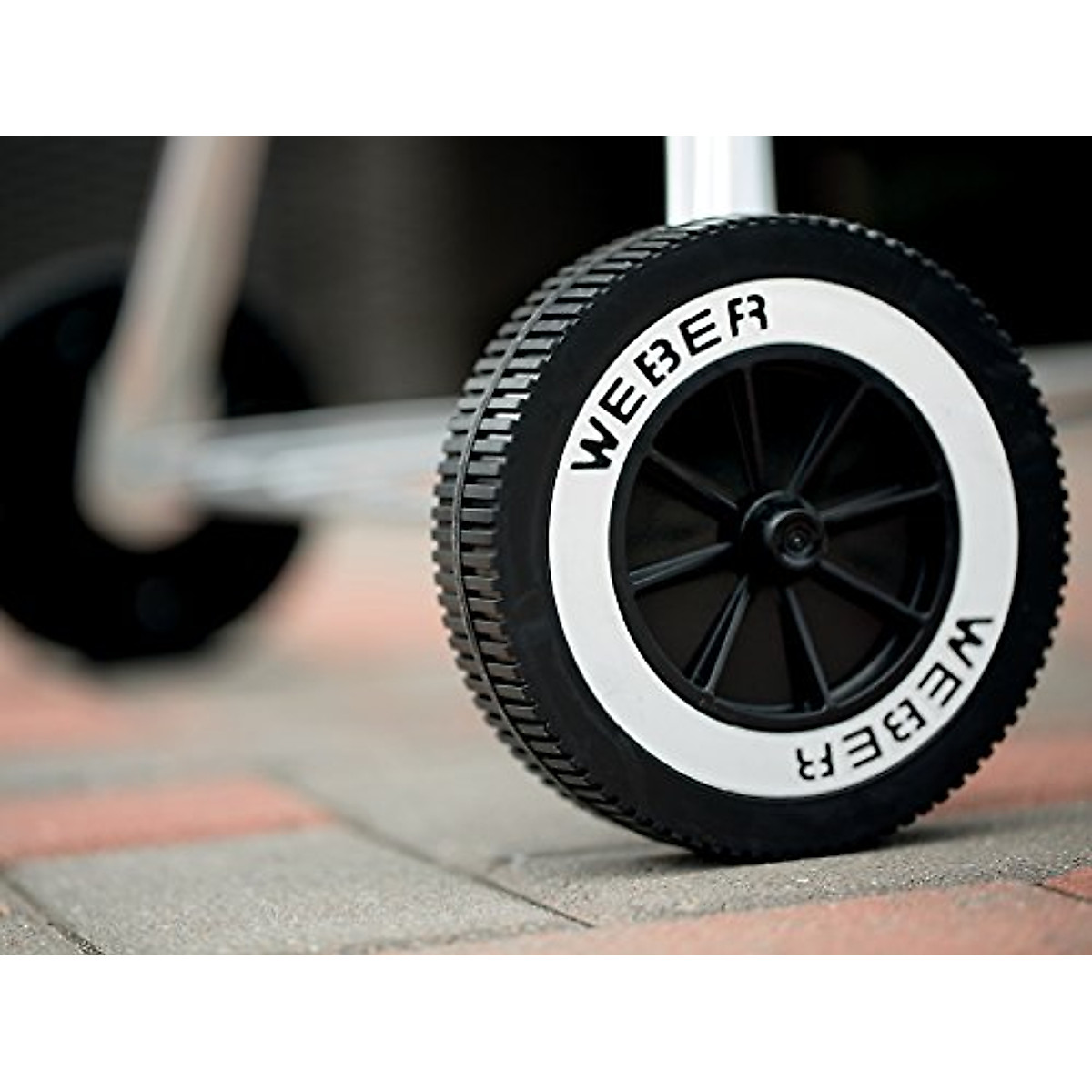 Weber Original Kettle 22-Inch Charcoal Grill