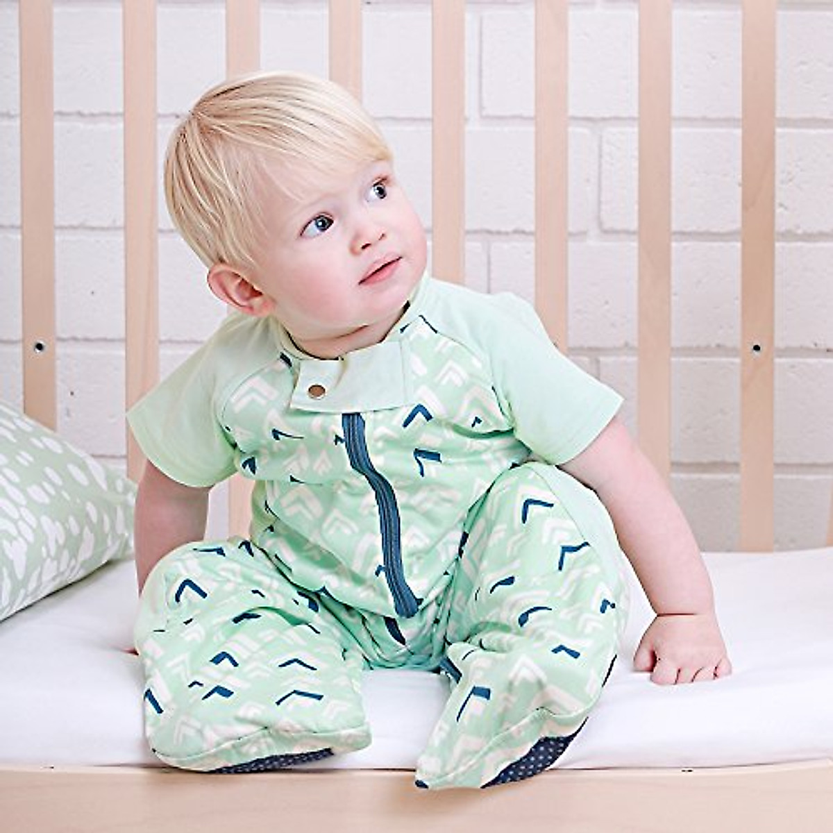 ergoPouch 1.0 TOG Sleep Suit Bag. 100% Organic Cotton with Short Cotton Sleeves