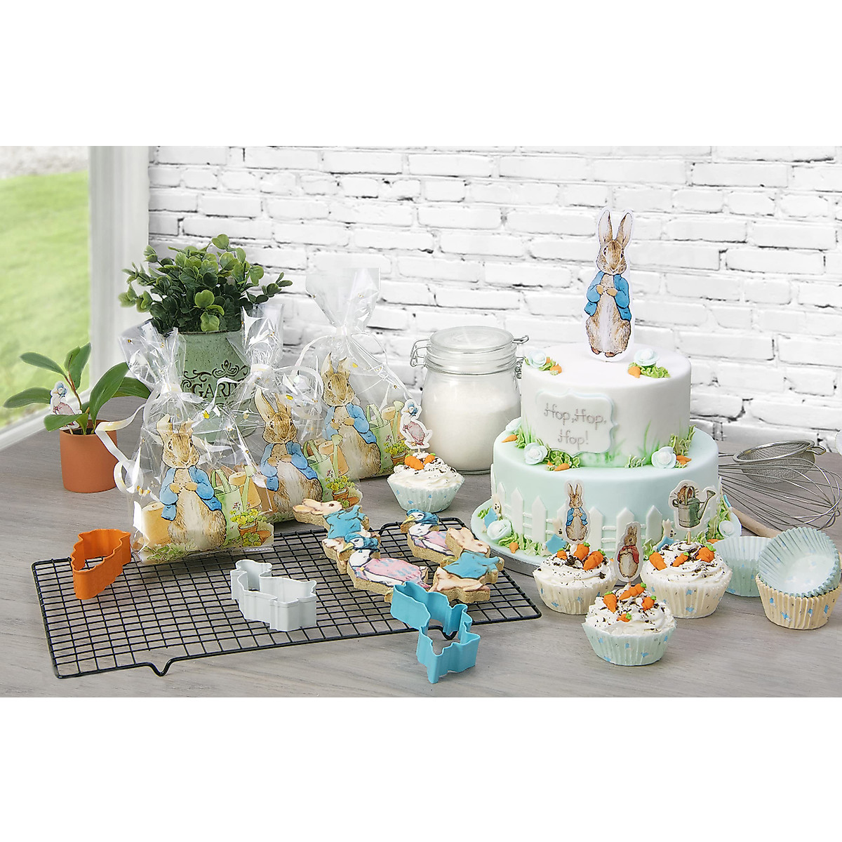 Peter Rabbit™ Poly-Resin Coated Cookie Cutter Set