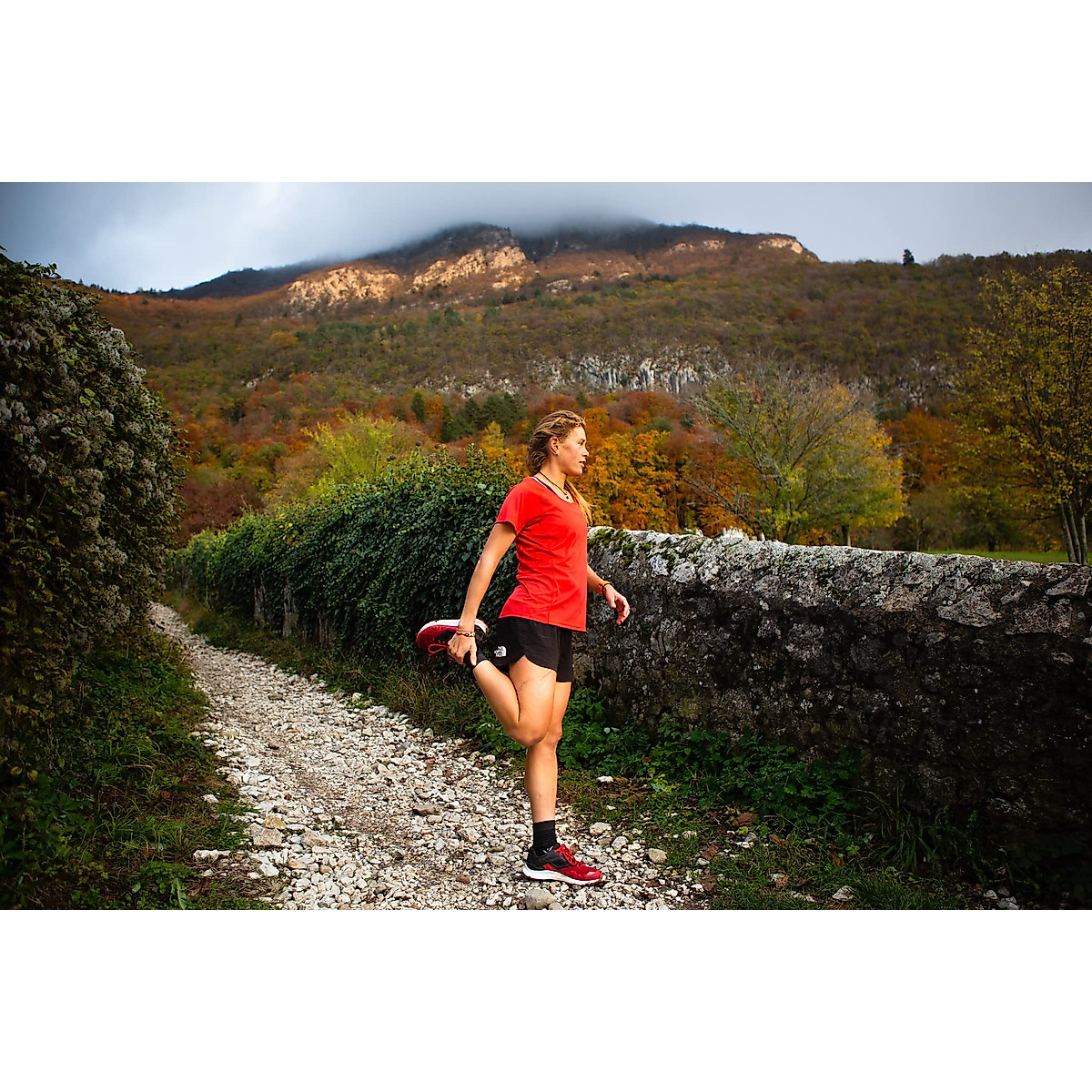 Swiftwick- PURSUIT FOUR Cycling & Trail Running Socks, Merino Wool (Black/Coal, Large)