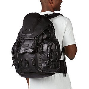 Oakley Men's Kitchen Sink Lx Designer Backpack, Stealth Black