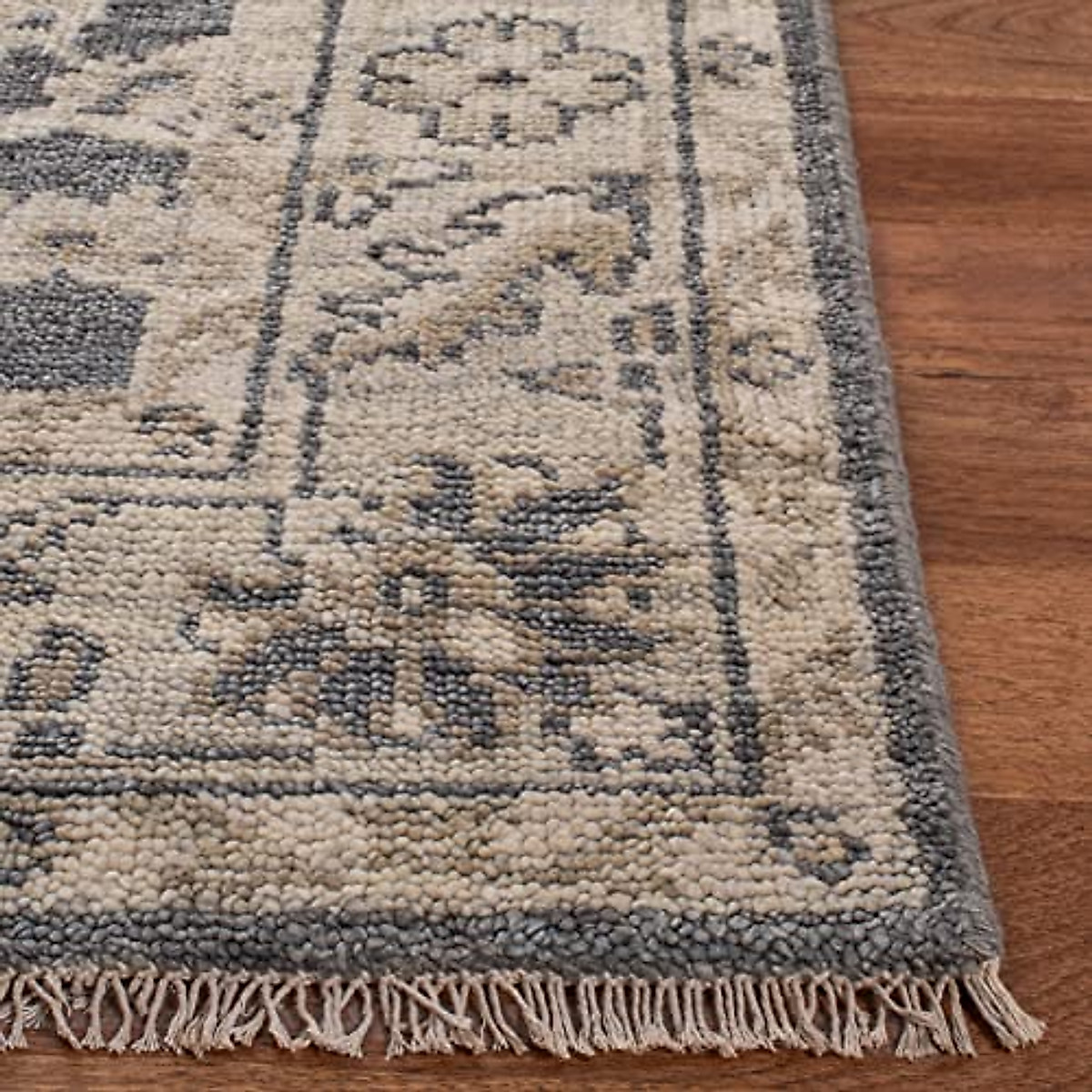 SAFAVIEH Samarkand Collection 8' x 10' Light Grey/Beige SRK106F Hand-Knotted Traditional Wool Area Rug