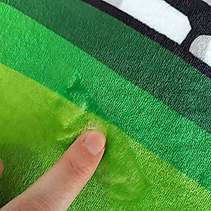 Rugendary Marijuana Lip Rug Smoking Weed Rug Green Soft and Cozy Thick Lip Shaped Carpet for Bedroom Kitchen Living Room Bathroom Area Rug (1.3x2 ft.)