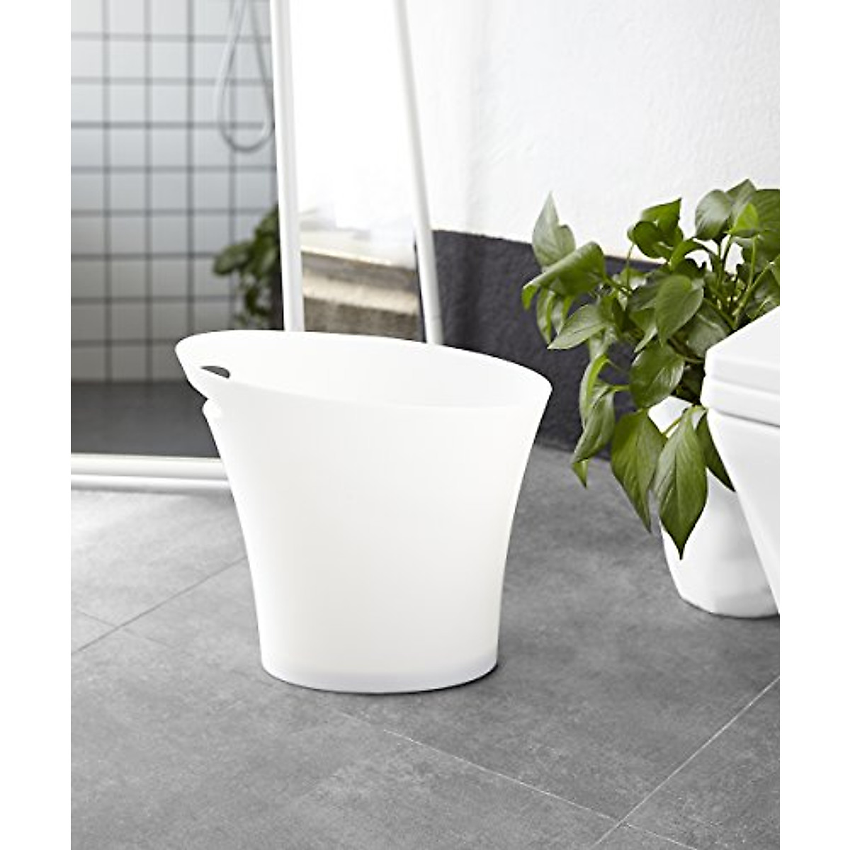 Umbra 6215321 2 gal White Skinny Wastebasket - pack of 6