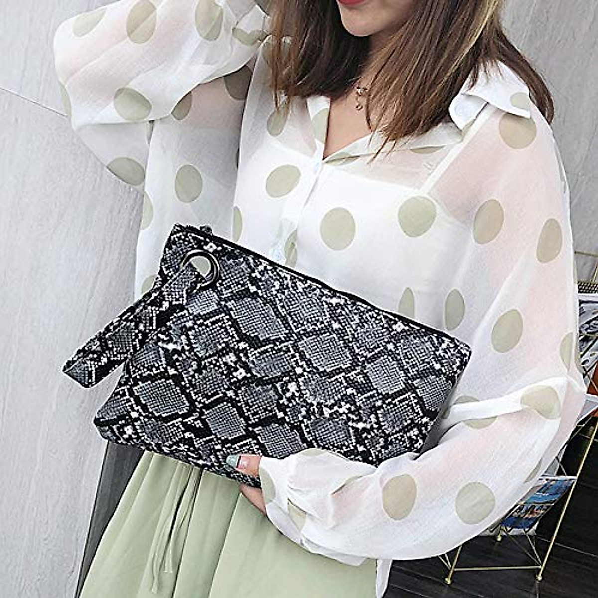 YAOSEN Women Snakeskin Pattern Envelope Clutch PU Leather Handbag Purse (Black)