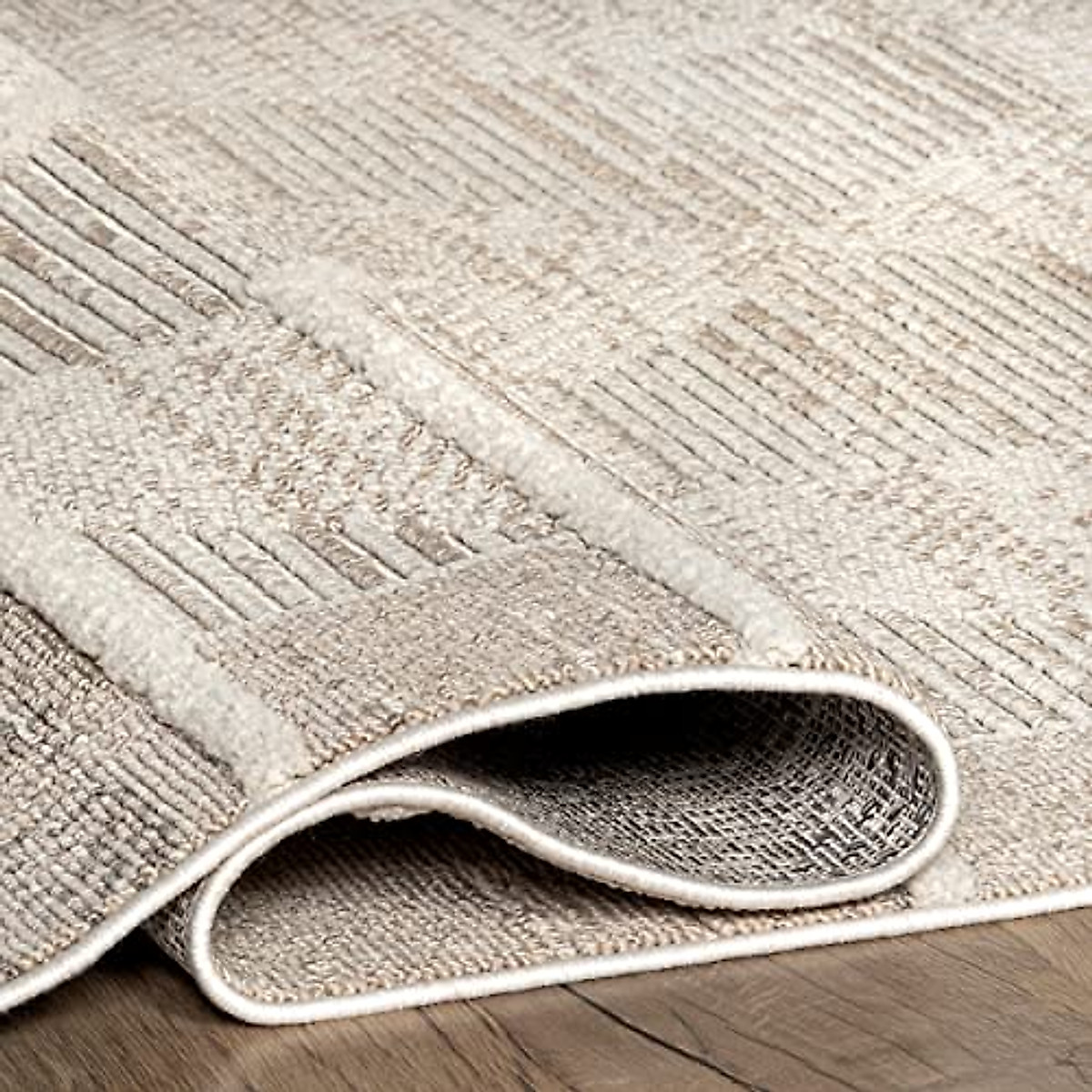 nuLOOM Haida Moroccan Tiles High/Low Tasseled Area