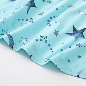 Women Short Sleeve Pajama Set Tops with Capri Pants Cartoon Print Sleep Shirt Two Piece Sleepwear Pj Set Green Star XL