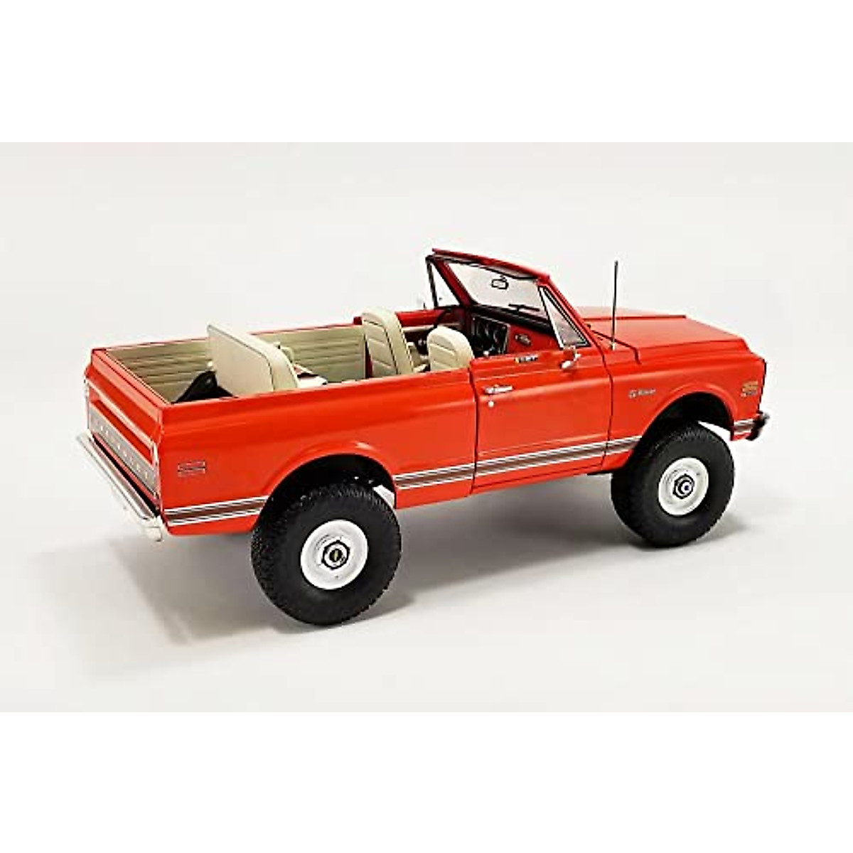 1972 Chevy K5 Blazer, Orange - Acme A1807711-1/18 Scale Diecast Model Car
