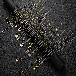 Honsny Layered Choker Necklace for Women Coin Moon Star Multilayer Choker Necklaces Charm Tiered Choker Chain Gold Necklace Set Adjustable Silver Bar Pendant Y Necklace