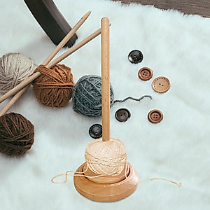B Baosity Wooden Yarn Ball Holder Embroidery Accessory Roll Paper Towel Holder Reusable Presents Portable Rotatable Yarn Dispenser for Knitting Lovers