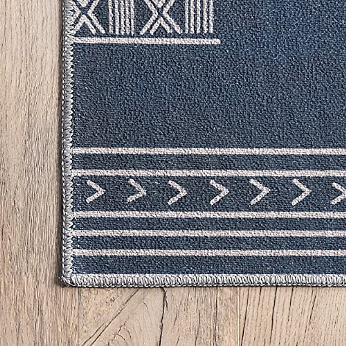 nuLOOM Arina Machine Washable Global Inspired Simplistic Tribal Area Rug, 5' x 8', Navy