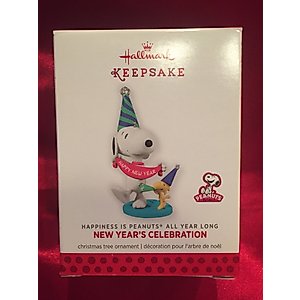 Hallmark Keepsake Ornament The Peanuts Gang New Years Celebration 6th in Series 2013