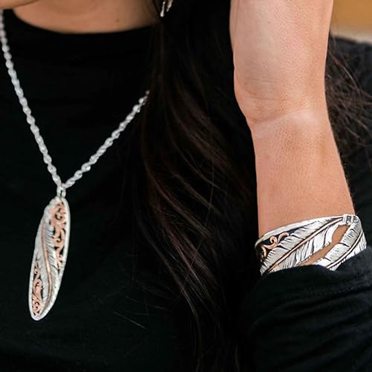 Montana Silversmiths Ladies Wind Dancer Pierced Feather Western Filigree Cuff Bracelet