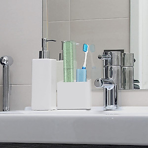 4 Packs Portable Travel Toothbrush Case Breathable Travel Toothbrush Holders Bulk Toothbrush Holder for Travel Camping Home School Toothbrush Travel Container for Business Trip Toothbrush Cover