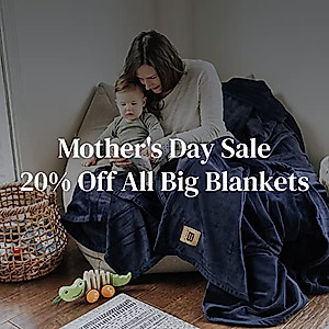Big Blanket Co® Premier Plush™ Moss | Ultra-Plush Fluffy Blanket | 100 Square Feet | Breathable, Microfiber Blanket That Wraps You in Cloud-Like Comfort | Blankets That Redefine King-Size