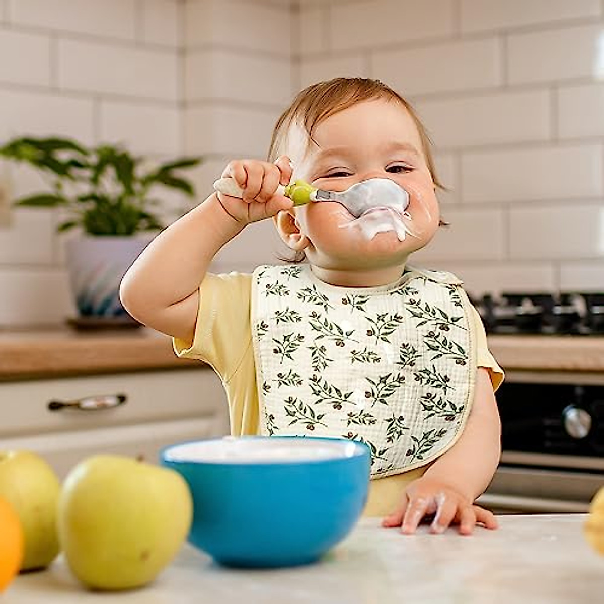 Zainpe 6Pcs Snap Muslin Cotton Baby Bibs Flowers Rabbits Patterns Infants Drooling Bib Soft & Absorbent Adjustable Burp Cloths Feeding Bibs for Newborns Girls Boys Toddlers Teething Eating 0-36 Months