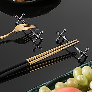 Yuxitia 5 Pcs Zinc Alloy Flower Chopsticks Rest Spoons Stand Forks Knifes Holder Rack Stand Metal Craft Table Decoration Silver