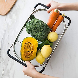 Suwimut 2 Pack Over the Sink Oval Colander for Kitchen, Stainless Steel Fine Mesh 6 Quart Strainer Basket with Expandable Rubber Grip Handles for Straining, Draining, Rinsing Fruits, Vegetables