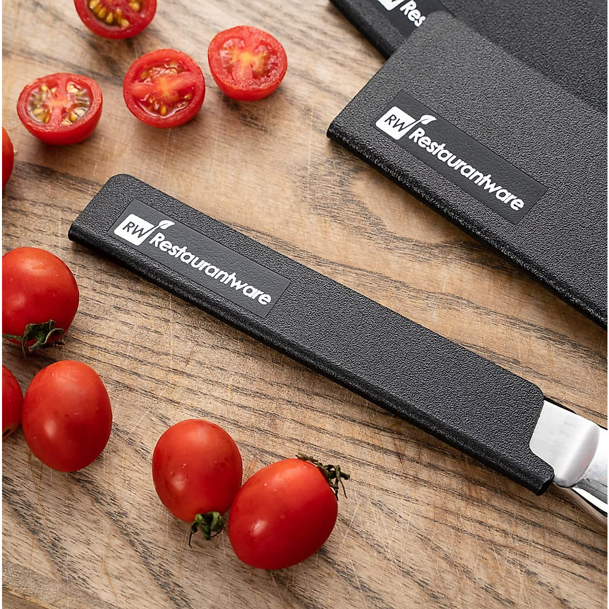 Restaurantware Sensei 6 x 1 Inch Knife Sleeve, 1 BPA-Free Knife Protector - Fits Steak Knife, Felt Lining, Black Plastic Knife Blade Guard, Durable, Cut-Proof