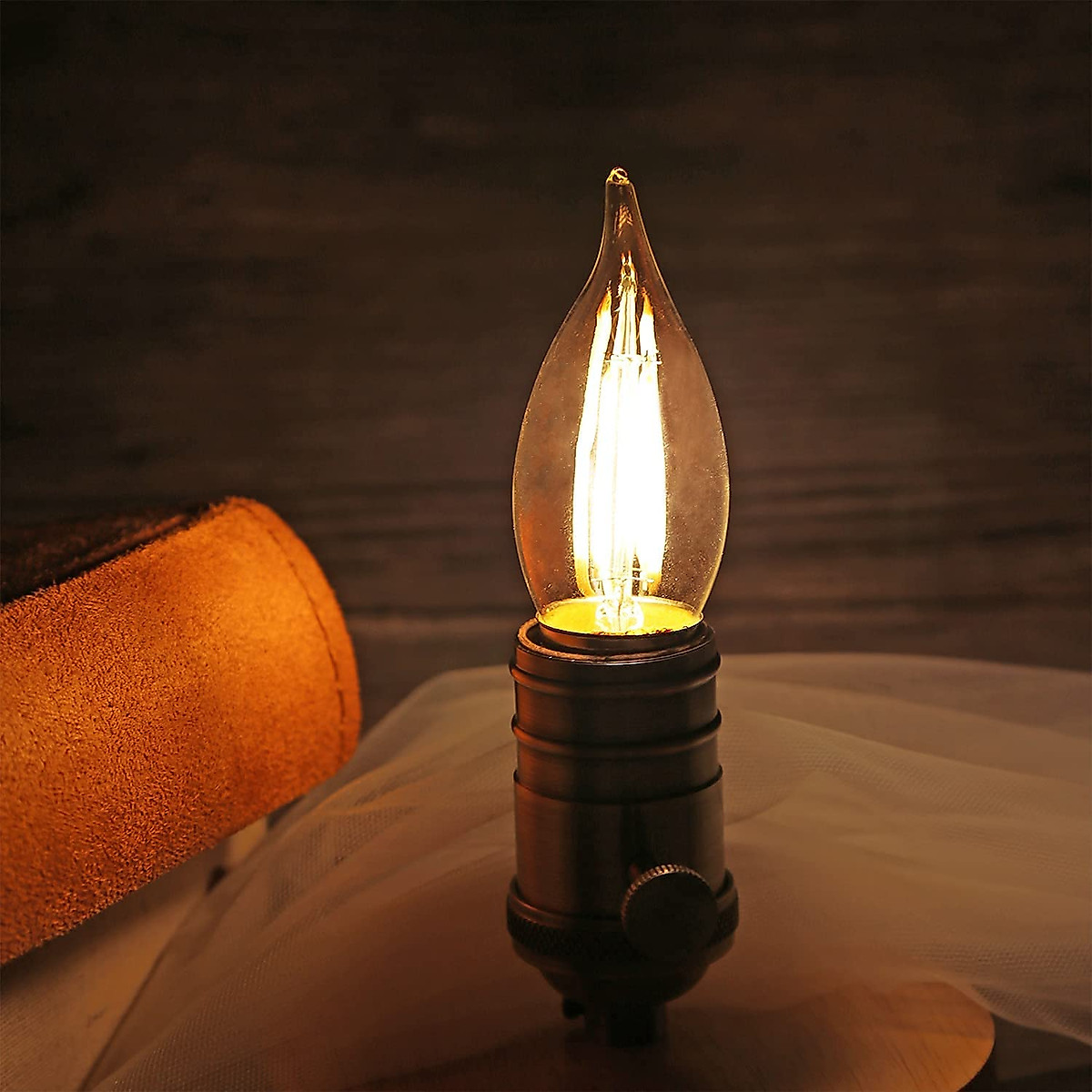 BORT C35/CA11 Chandelier led Light Bulbs, Dimmable 4W Equivalent to 40W LED Candelabra Bulbs, 2700K Warm White, E26 Standard Base LED Bulbs, Flame Tip (C35-E26-6 Pack)