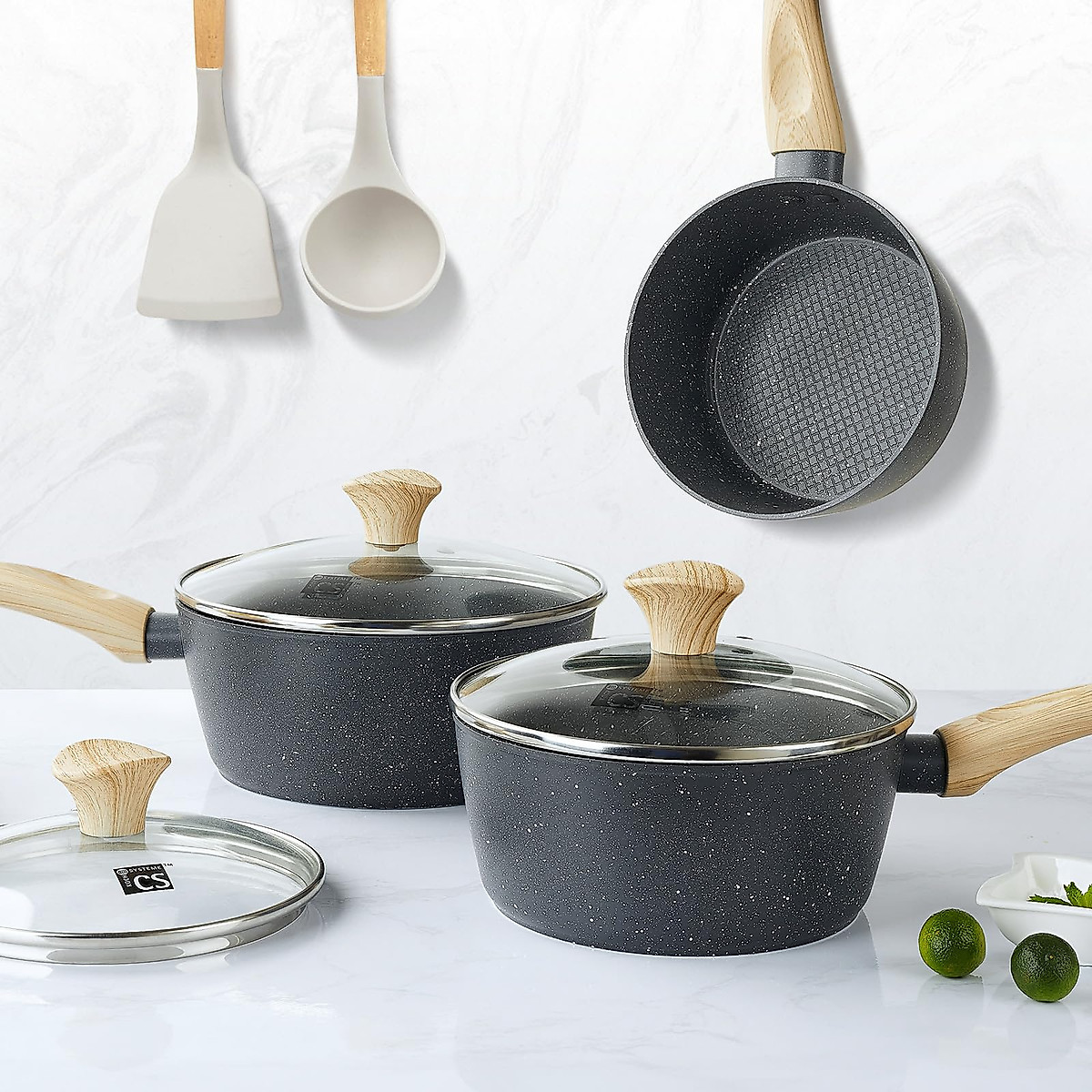 KOCH SYSTEME CS Saucepan with Lid, Nonstick 3 Quart Sauce Pan with Lid, Black Marble Coatings, Granite Saucepan with Comfortable Bakelite Handle, Small Cooking Pot, 3 Quart Saucepan with Lid