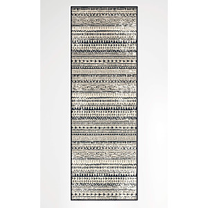 DEERLUX Boho Living Room Area Rug with Nonslip Backing, Bohemian Tribal Print Pattern, 2.5 x 6.5 Ft Runner