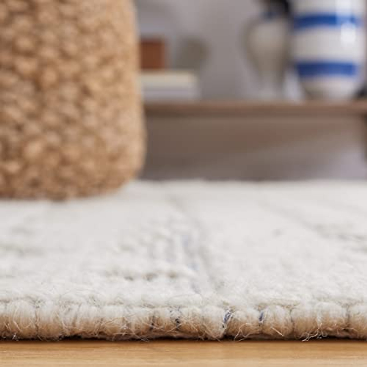 SAFAVIEH Natura Collection Accent Rug - 4' x 6', Ivory & Blue, Handmade Flat Weave Moroccan Boho Rustic Braided Tassel Wool, Ideal for High Traffic Areas in Entryway, Living Room, Bedroom (NAT309A)