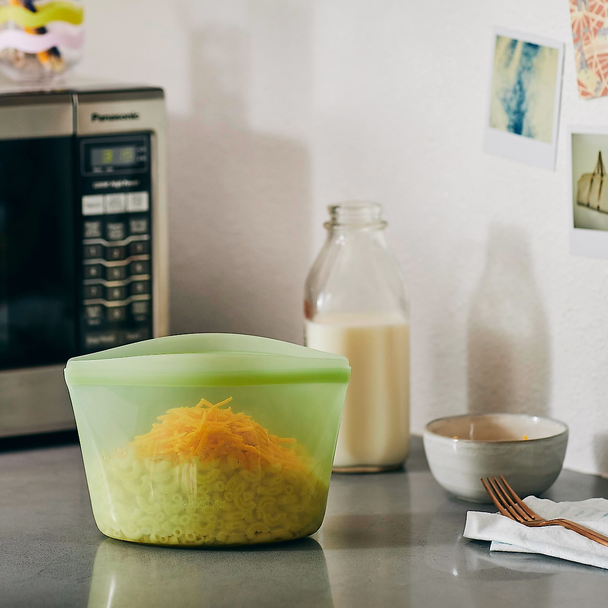 Stasher Reusable Silicone Storage Bag, Food Storage Container, Microwave and Dishwasher Safe, Leak-free, 4 Cup Bowl, Clear