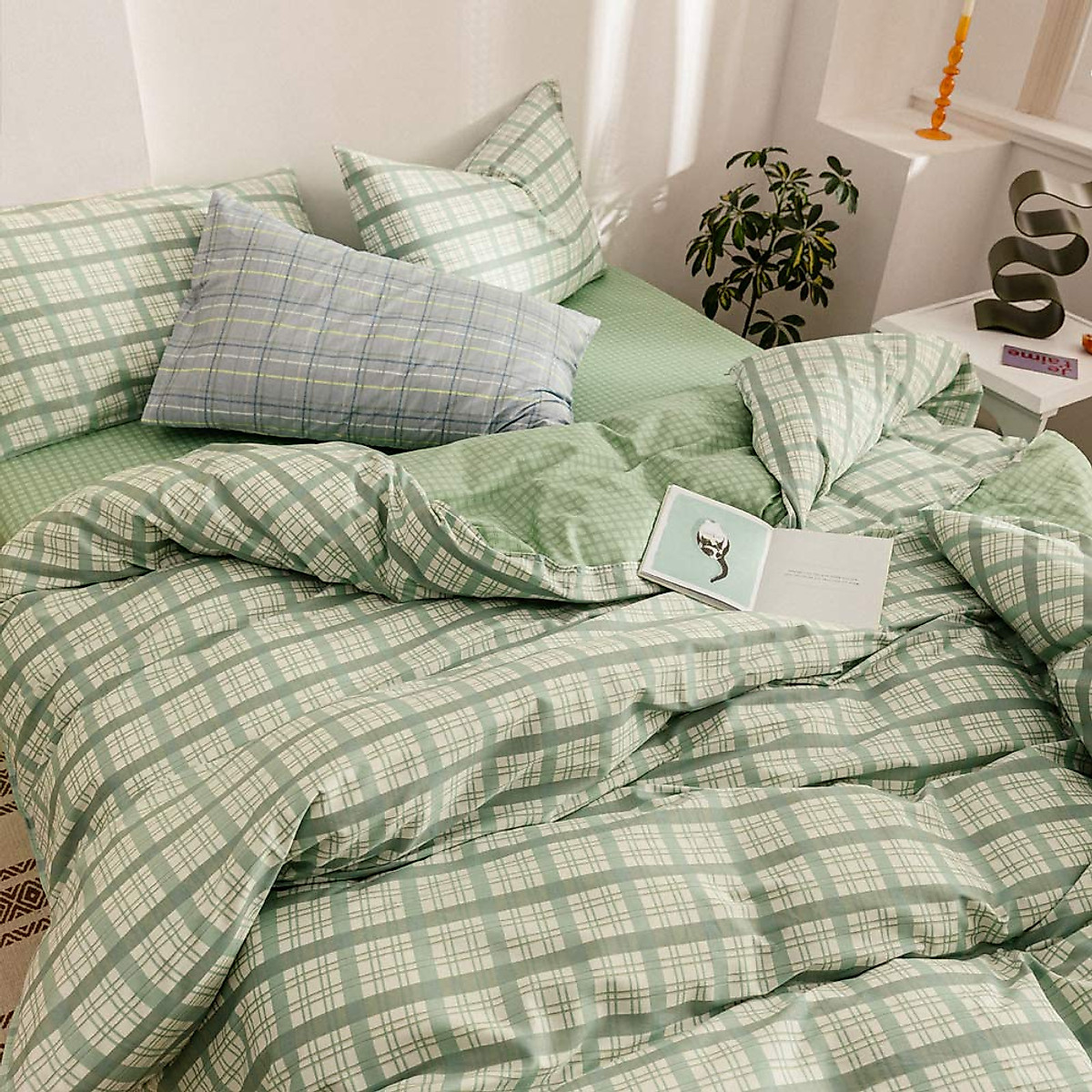 LifeTB 4 PCS Reversible Green Plaid Duvet Cover Set 【1 Queen Duvet Cover + 2 Standard Pillowcases + 1 Queen Fitted Sheet】