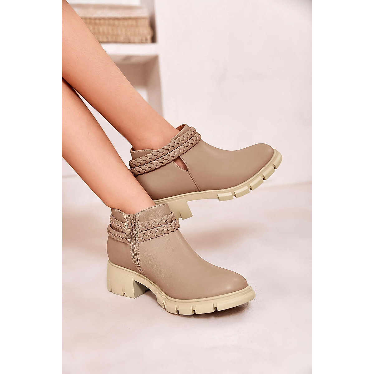 Coutgo Girls Toddler Braided Ankle Boots Chunky Low Heel Casual chelsea Booties Little Big Kid