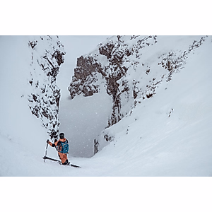 POC Obex Pure - an Adaptable, Lightweight ski and Snowboard Helmet Suited to a Wide Variety of Riding Conditions