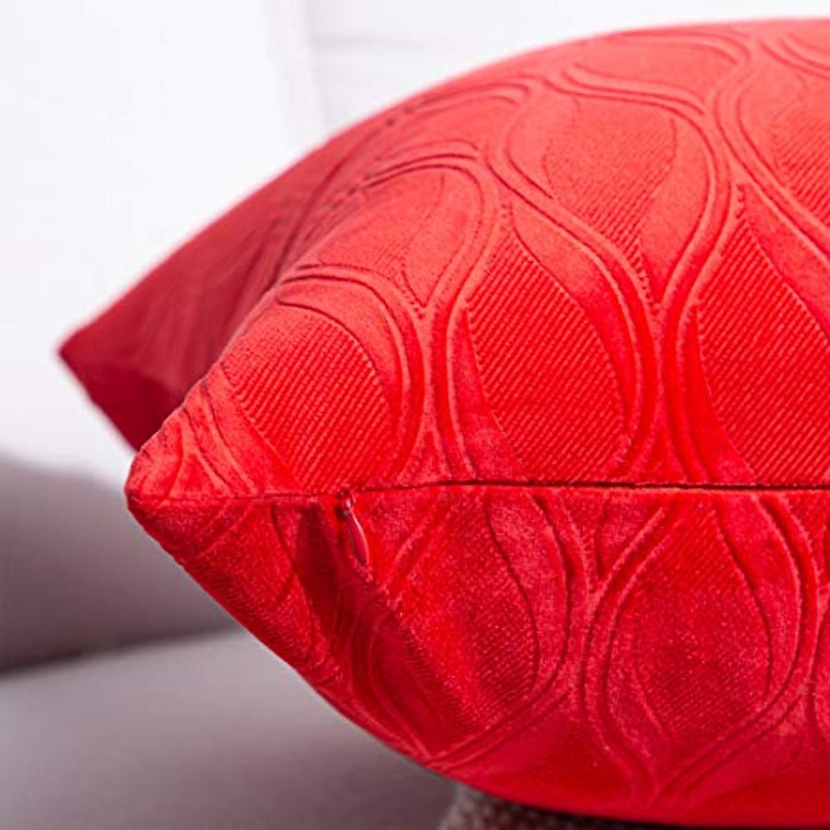 Bright Red Throw Pillows for Couch (Covers ONLY) 18x18 - Decorative Pillow Covers for Sofa Pillows, Red Pillow Covers 18x18 Pillow Cover Set of 2, Velvet Red Pillows Decorative Throw Pillows Covers