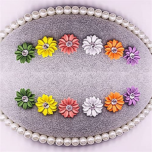 coadipress 8 Pairs Flower Stud Earrings Set for Women Bohemian Matte Flower Earrings With Gold Faux Flower Bud Chic Daisy Earrings Jewelry Gifts (6 Pairs Flower Studs)