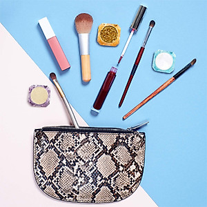 BEAHOT 40 PCS Cosmetic Containers 5g/5ml Diamond Shape Empty Plastic Jars Pot, Travel Jar Set with Lid for Cosmetic Cream Lotions Eye Shadow Beauty Nail Jewelry Earrings Makeup Container, 8 Colors