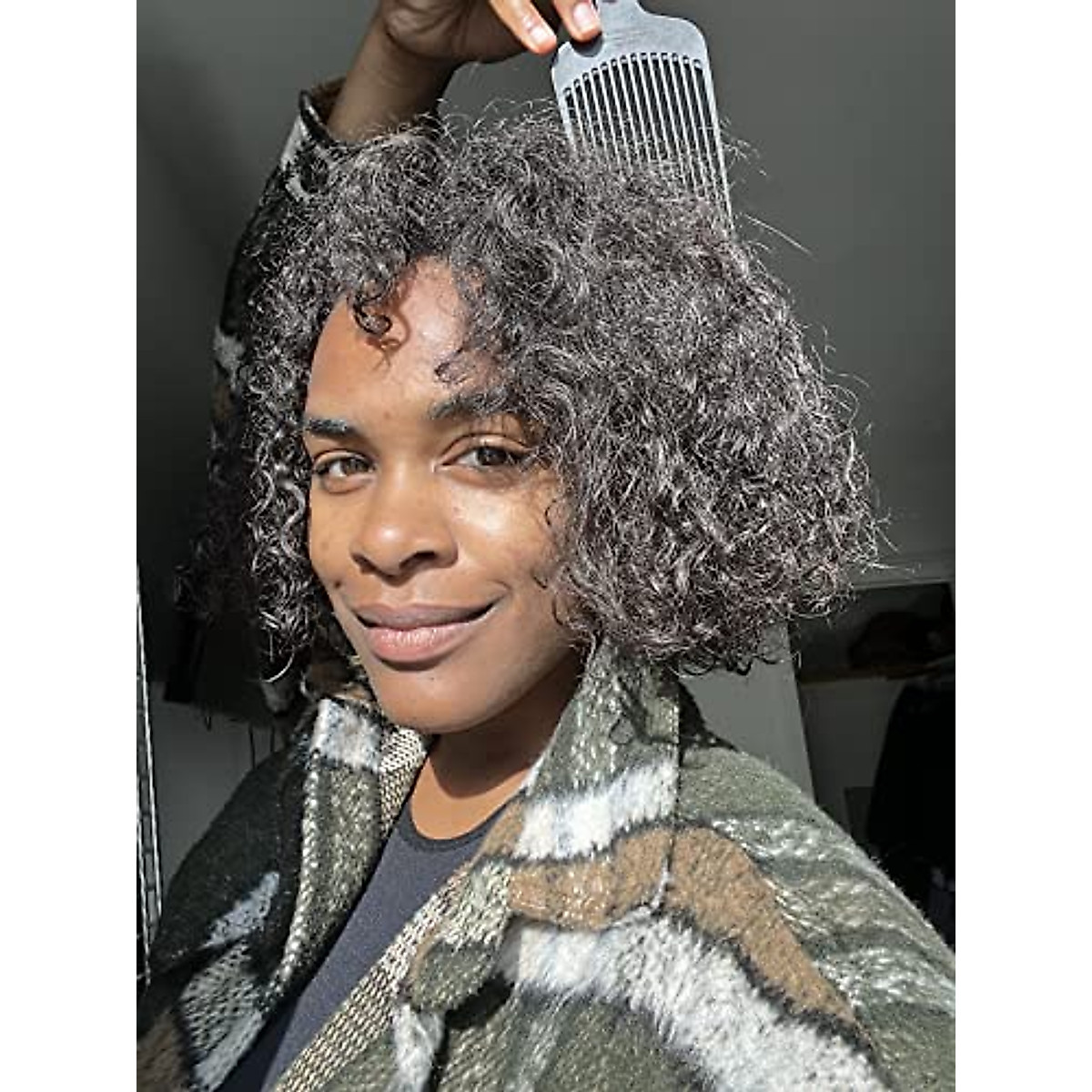 Chicago Comb Model 11 Carbon Fiber, Large Hair Pick, Anti-Static, 7.5 Inches (19 cm), Made in USA