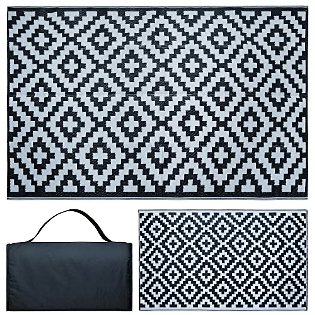 NFECO Reversible Rugs Plastic Rug Outdoor Rug Lightweight Outside Mats with Carrying Bag Modern Outdoor Rug for Patio Portable Mats for RV Backyard Deck Picnic Beach(5x7, Black&White)