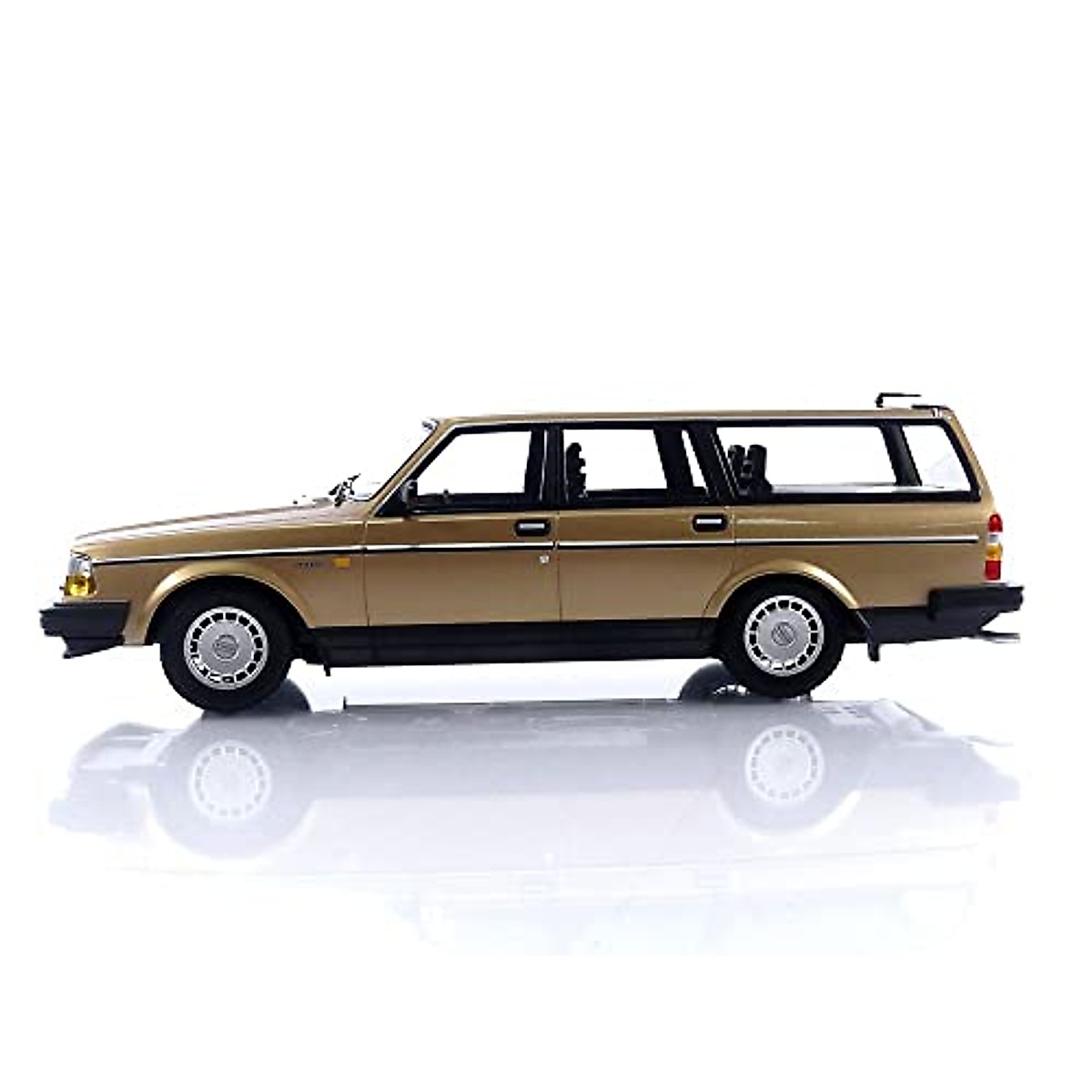 Minichamps 1986 240 GL Break Gold Metallic Limited Edition to 402 Pieces Worldwide 1/18 Diecast Model Car 155171415